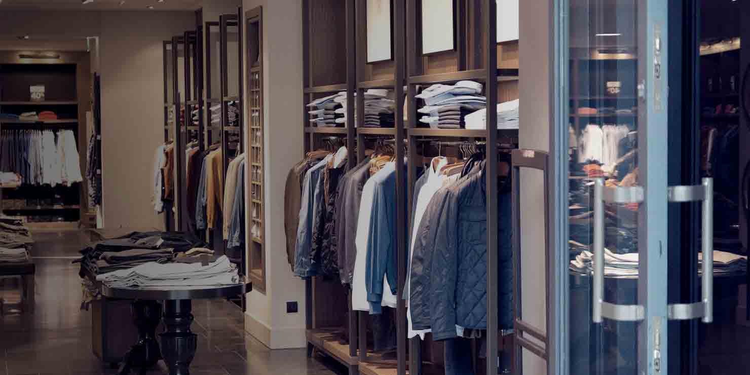 store – BLANK SPACE